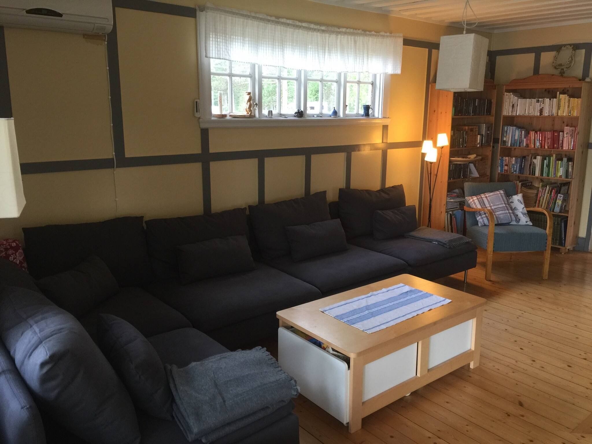 Cottage With Private Beach And Sauna - Jönköping