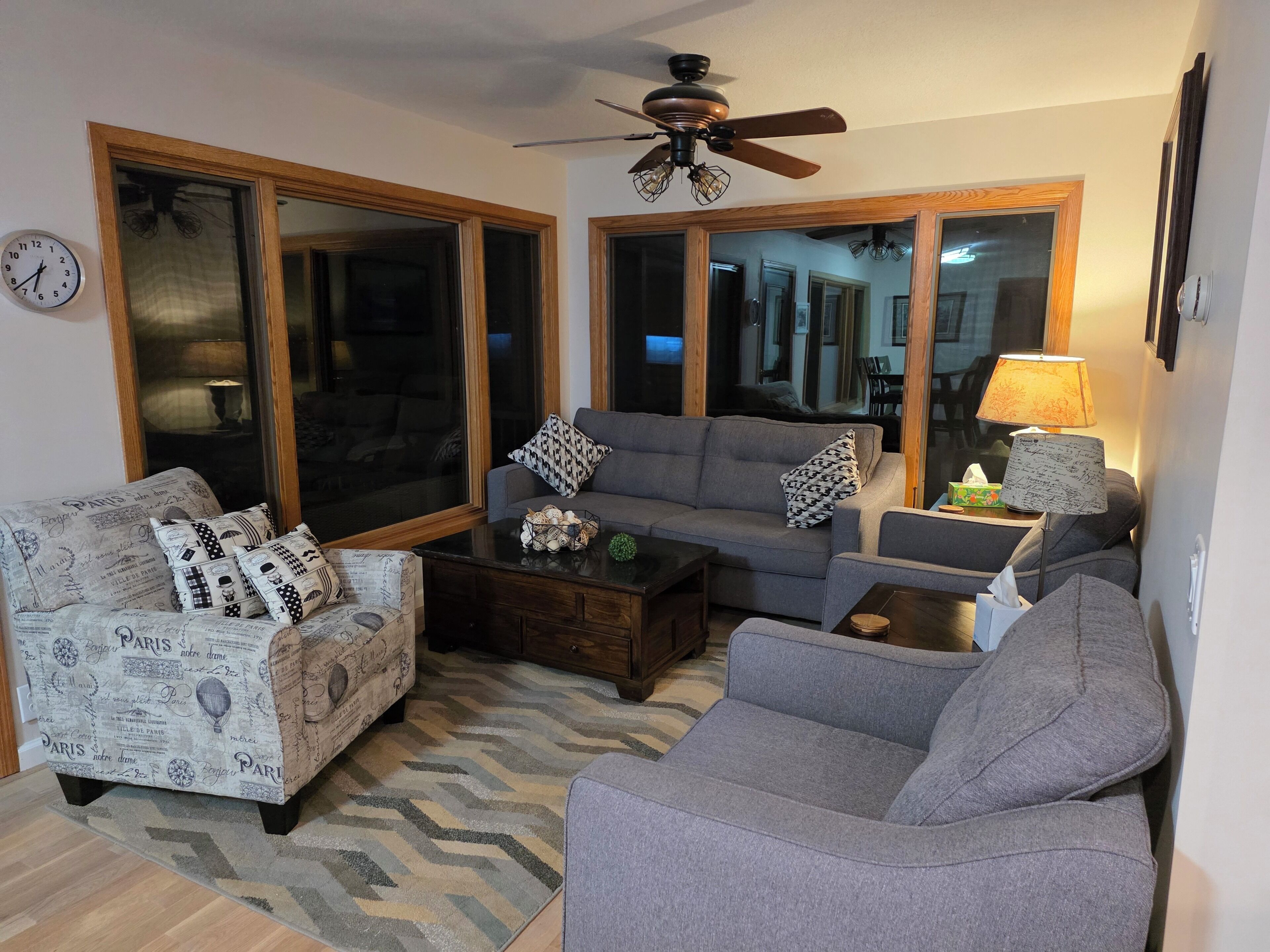 4 Bedroom Home On The Mississippi River. - Maple Grove