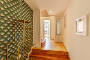 Apartamento, 3 quartos | Wi-Fi de cortesia, roupa de cama