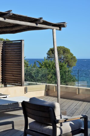 Quarto Quádruplo de Luxo | Terraço/pátio interior