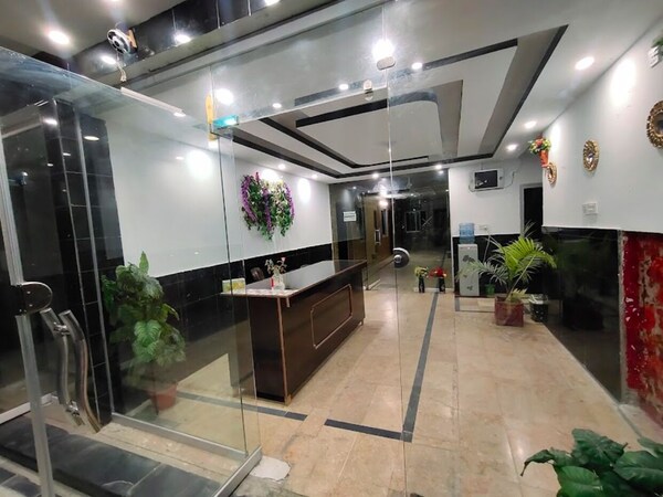 Alzahir Hotel & Guesthouse - Islamabad