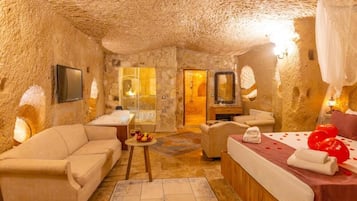 Cortinas/cortinados opacos, quartos insonorizados, Wi-fi grátis