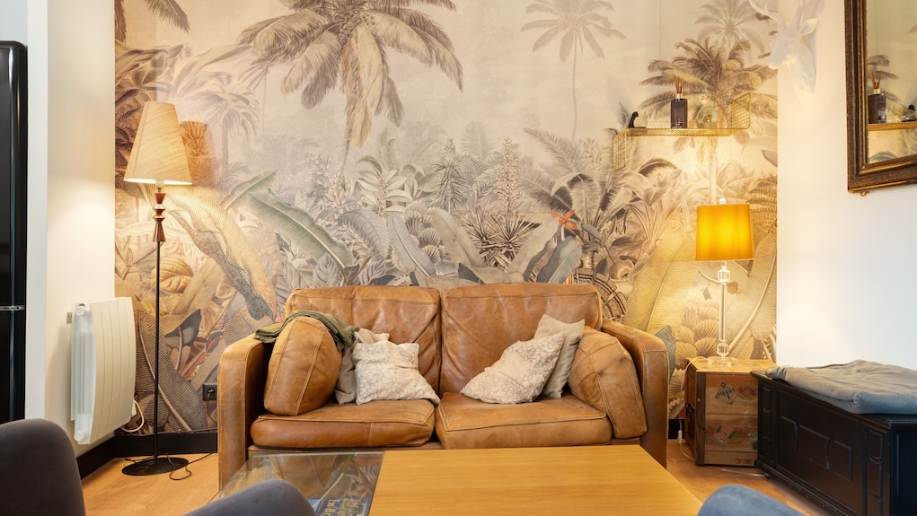 La Petite Maison Dans La Jungle - Aéroport Rennes Bretagne (RNS)