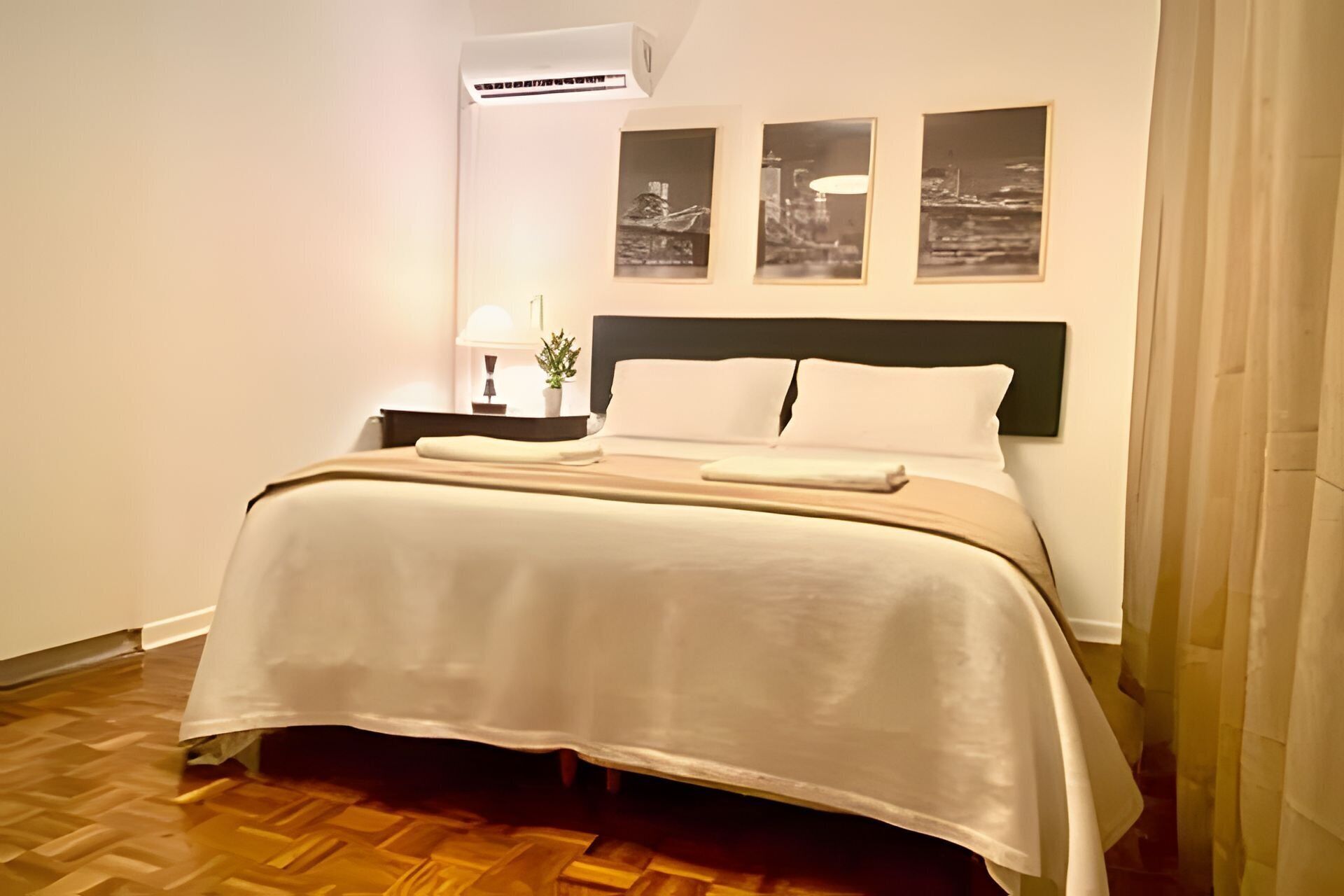 Apartamento | Secretária adequada para computadores portáteis 