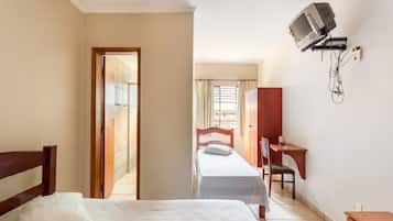 Quarto Duplo ou Twin | Secretária, secretária adequada para computadores portáteis