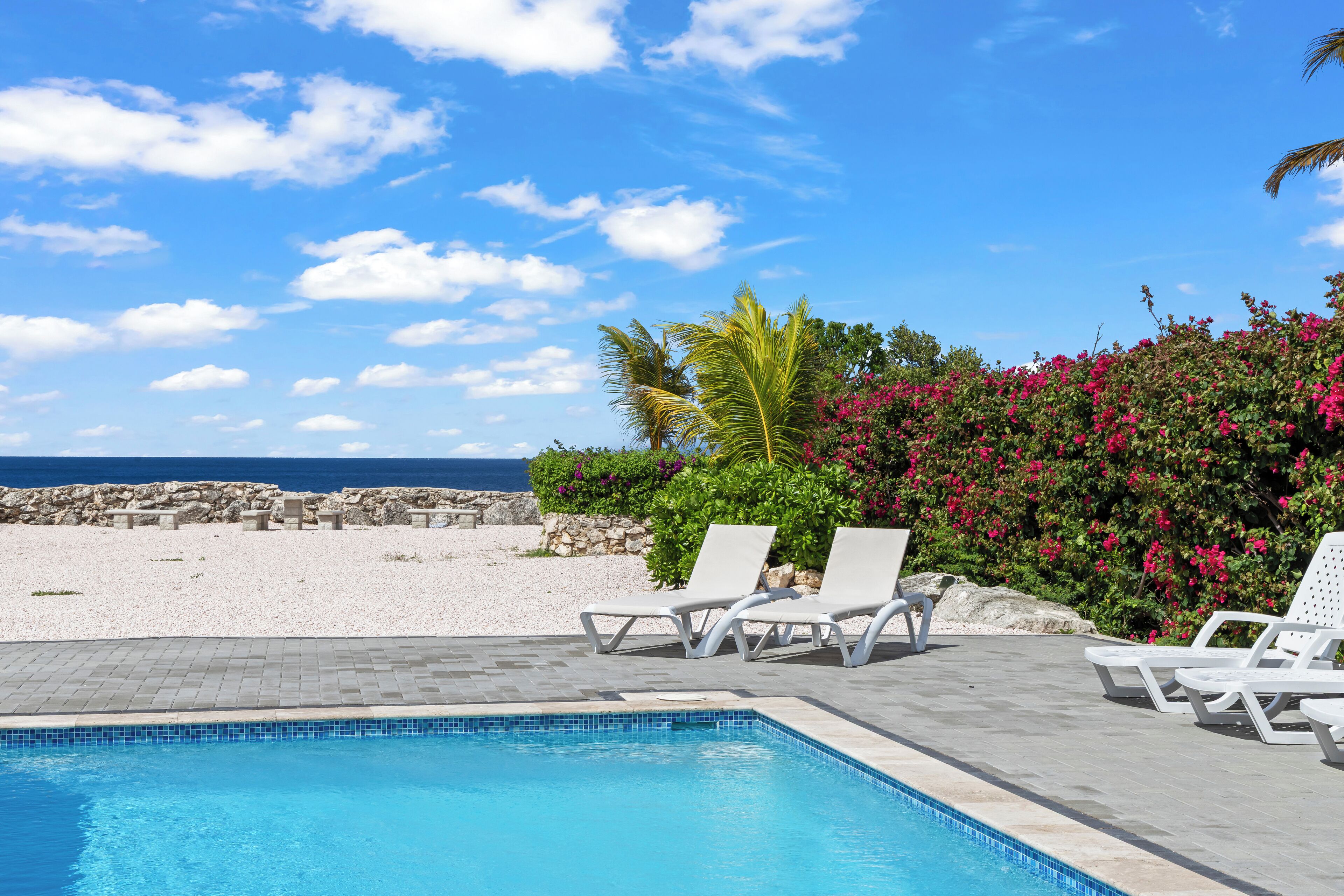 Apartamento, varanda, vista para o parque | Piscina | Piscina exterior 