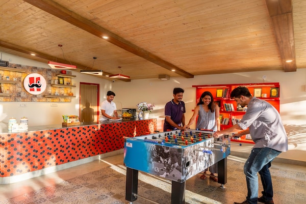 Moustache Hostel Nainital - Nainital