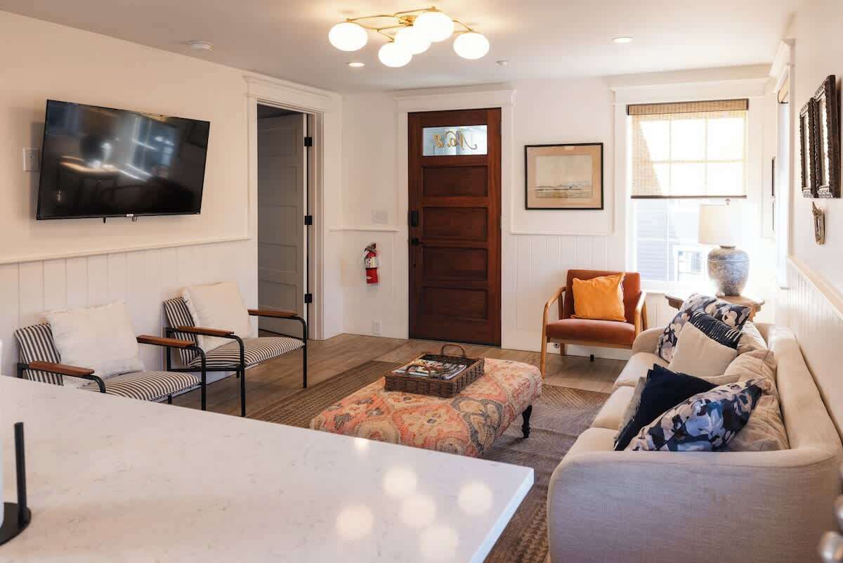 The Helène House - Spacious 4bd, 4.5ba - 2 Blocks From King St! - Charleston, SC