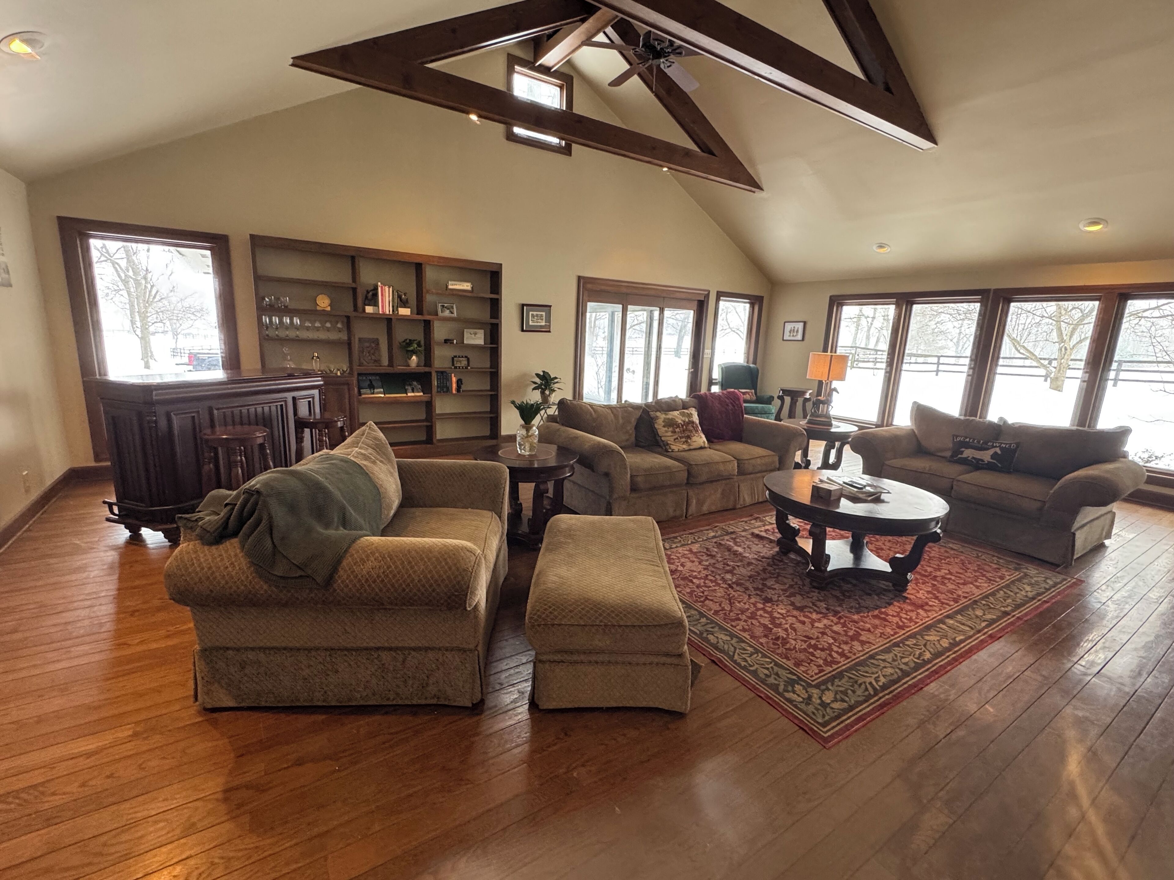 Large Private Home In Gated Horse Farm In The Heart Of Horse Country! - Lexington, KY