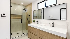 Casa (4 Bedrooms) | Parte interna