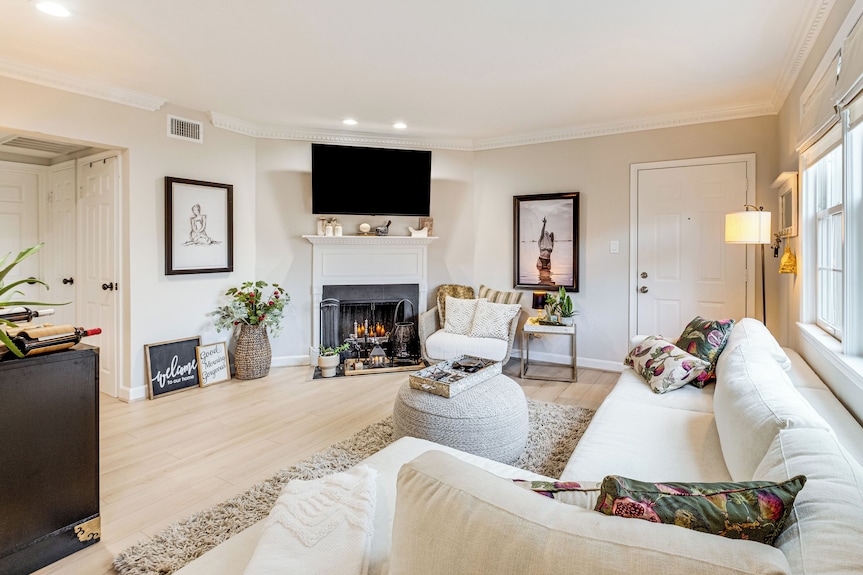 No Car Needed! Condo In Old Town Alexandria - National Harbor, MD