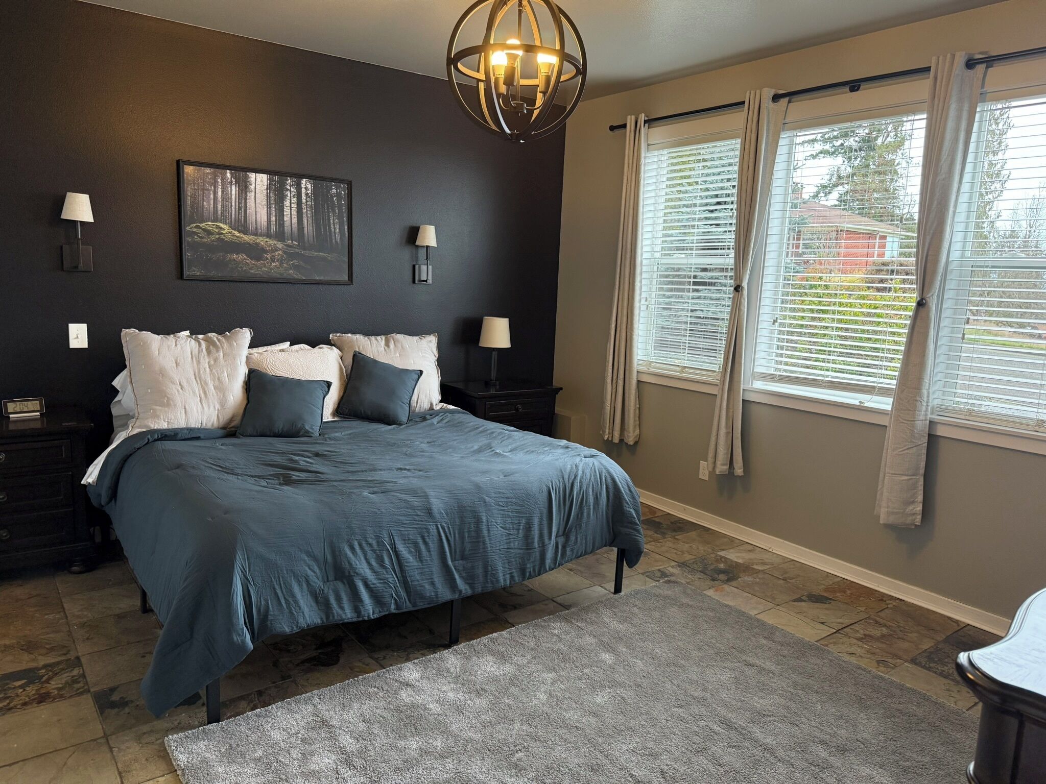 Spacious 3-bdrm House In Port Angeles, Minutes Away From Olympic National Park - Port Angeles, Washington