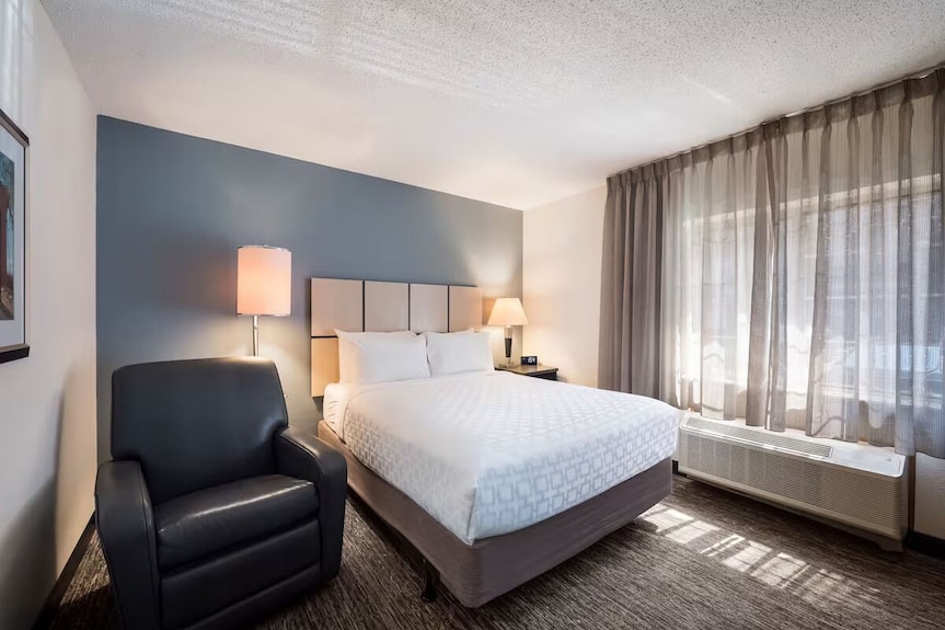 Modern Apartment-style Suite With Kitchen + Free Parking & Bbq Facilities! - Nyack, NY