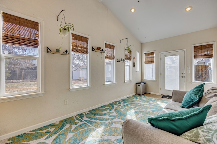 4 Mi To Riverwalk & Csu Pueblo! Home W/ Sunroom - City Park, Pueblo