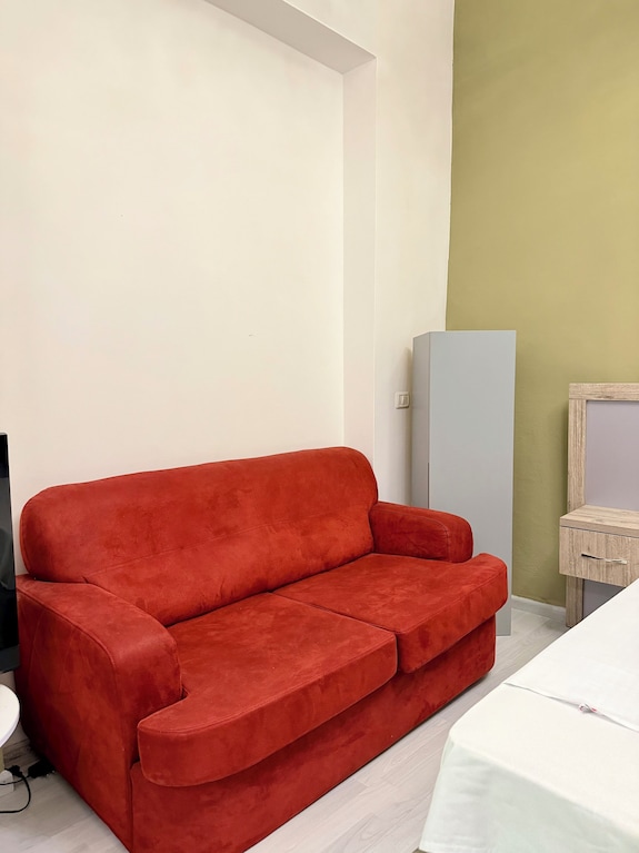 Tirana Central Apartment - Free Parking - Fit Four - Tirana