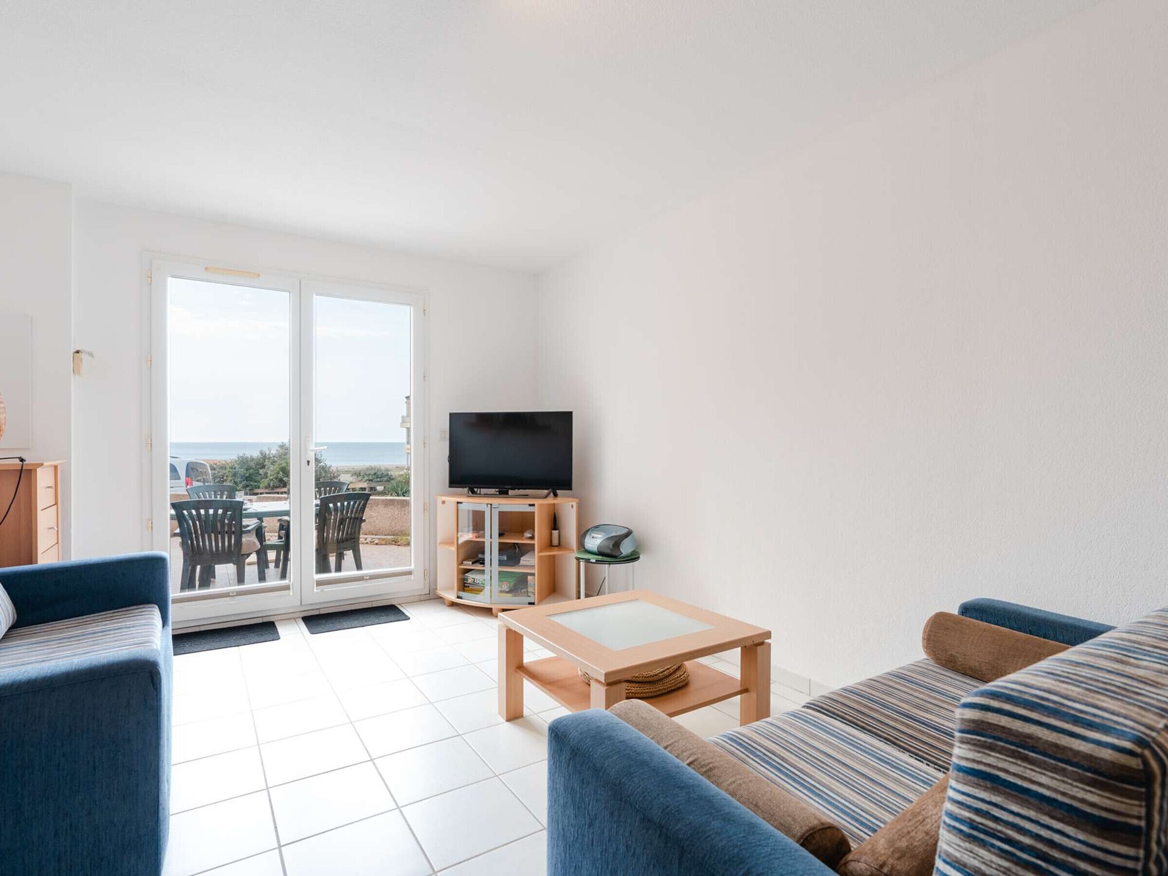 3-room Pavilion With Pool And Parking Near Beaches - Fleury