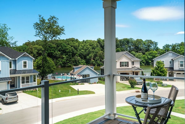 Shoreside Getaway On Tims Ford Lake W/ Pool Access - Estill Springs, TN