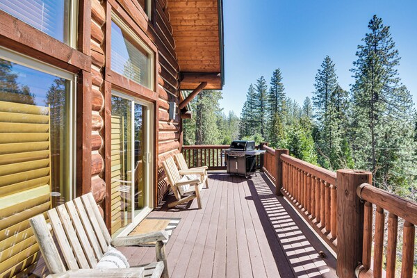 Peaceful Escape In The Pines: Arnold Cabin W/ Deck - Murphys, CA