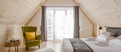 Casa | 3 quartos, com mobília individualizada