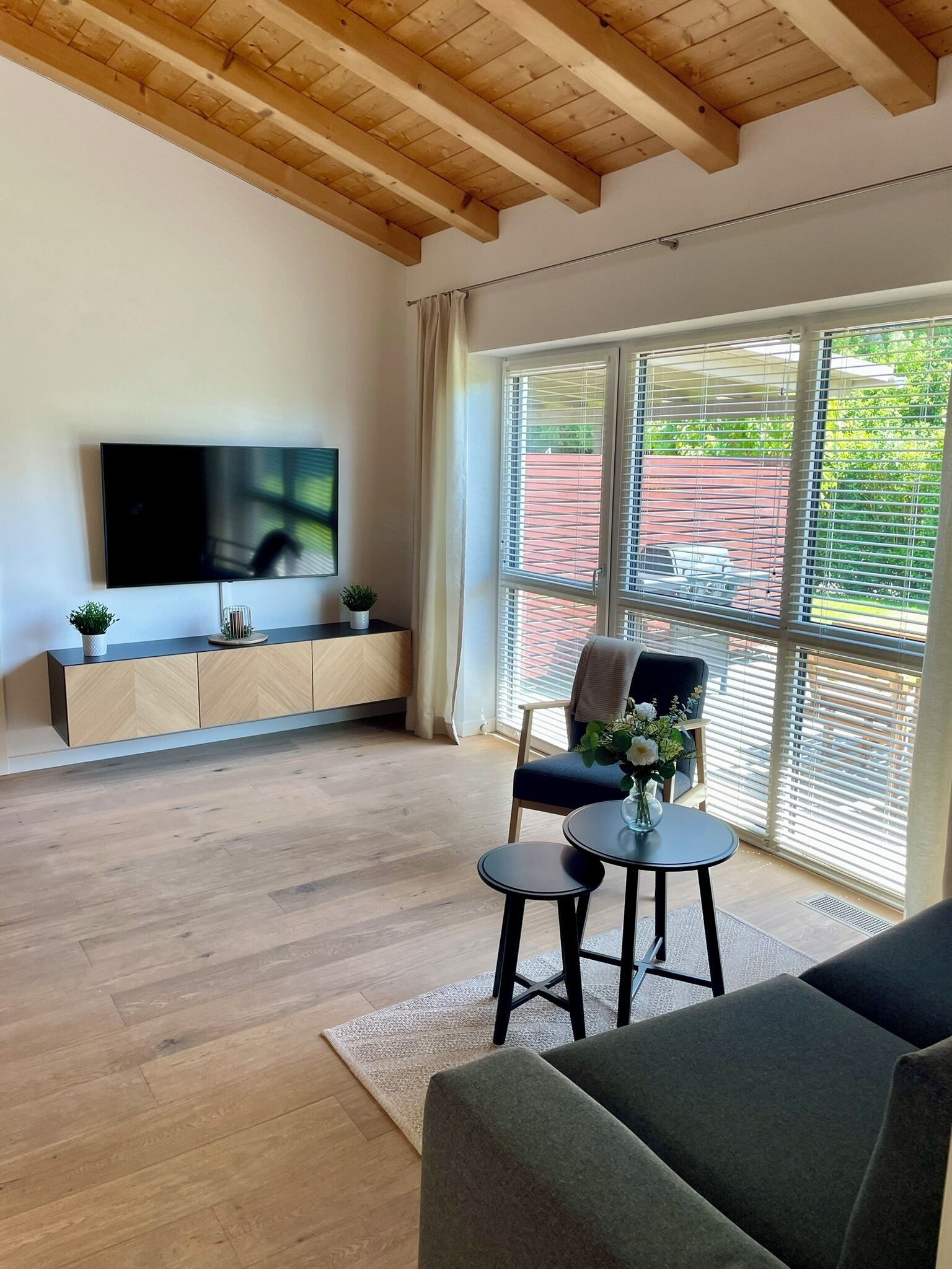 Gemütliche Und Ruhige Ferienwohnung Mit Terrasse Und Garten - Obing