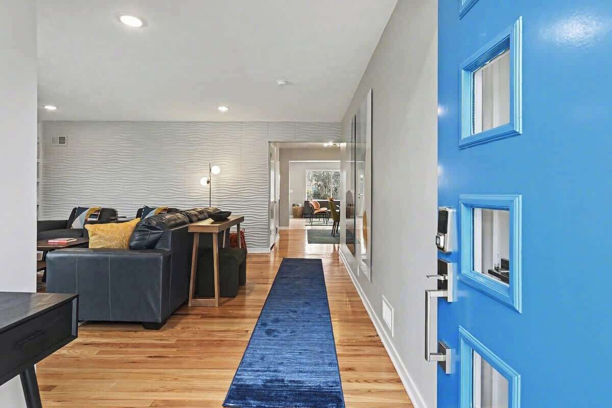 Central Omaha Family Retreat | 3 King Beds - Omaha, NE