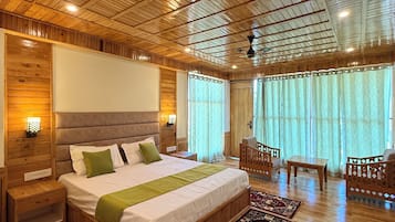 Quarto Duplo Comfort, varanda, vista para a montanha | Ferro/tábua de engomar, Wi-fi grátis