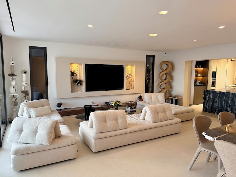 Mahina, Exceptional Seafront Villa With Private Pool, Sauna, Fitness Center, Bar - Porquerolles