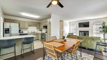 Casa (2 Bedrooms) | Interior