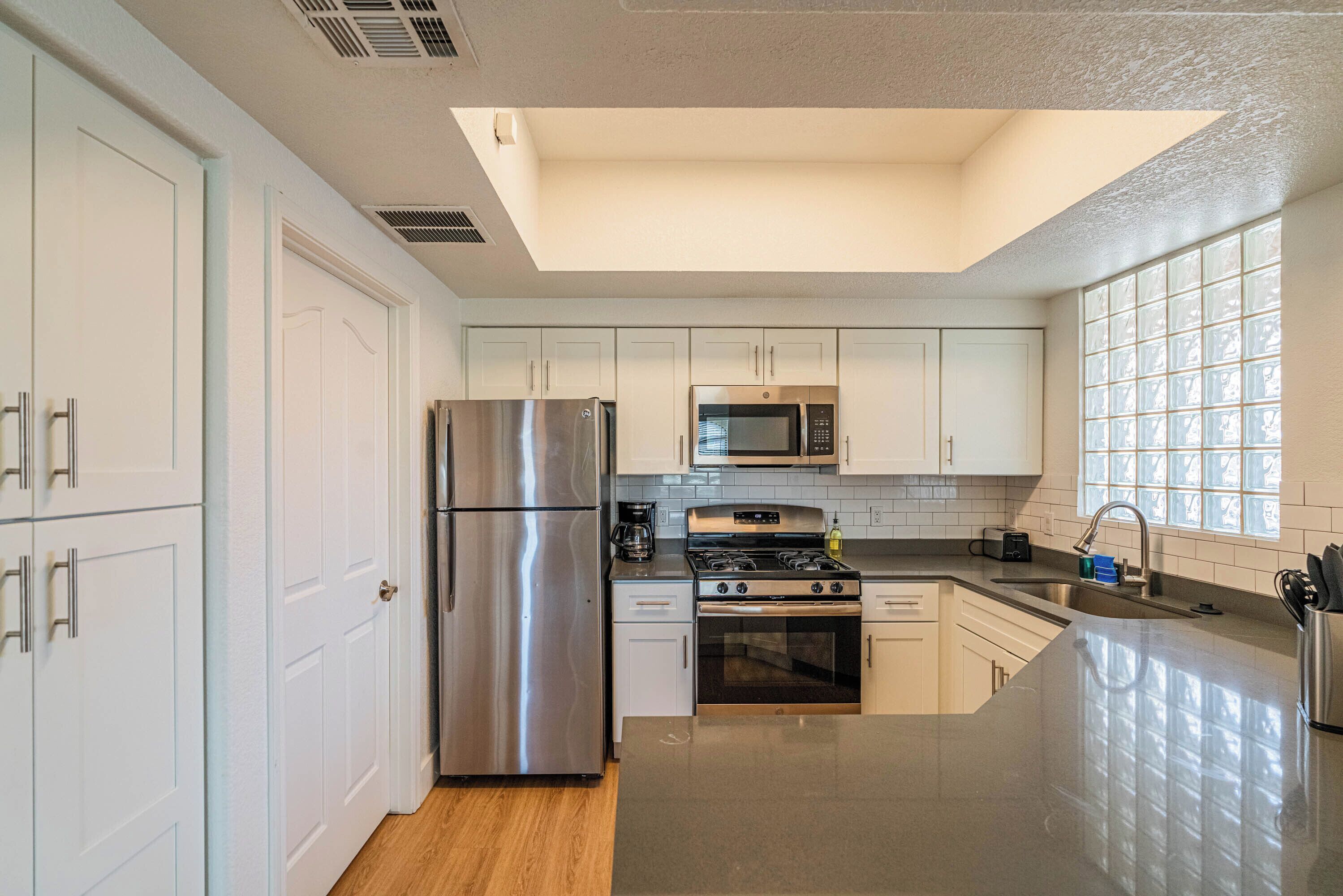 Apartamento | Cozinha privada | Cafeteira/chaleira