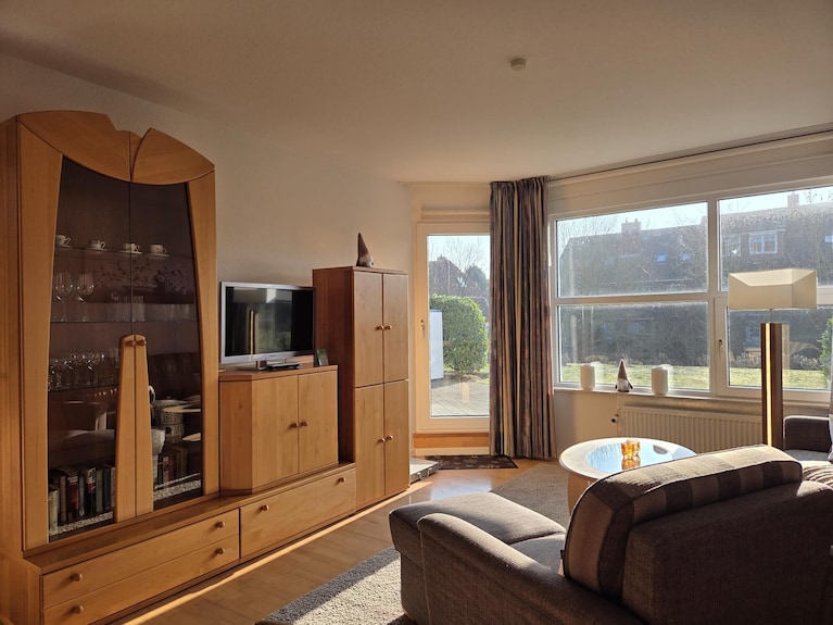 House Seeland Apartment 5, Beach Chair On The Beach, South Terrace, Non-smoking - Duhnen