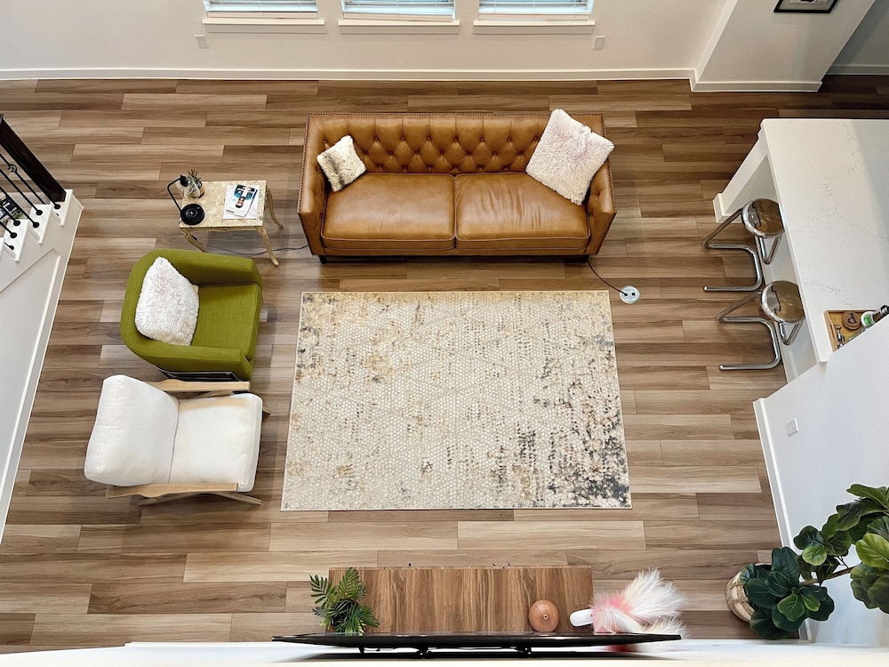 Wonderful 4-bedroom house with AC in tranquil Houston neighborhood ...