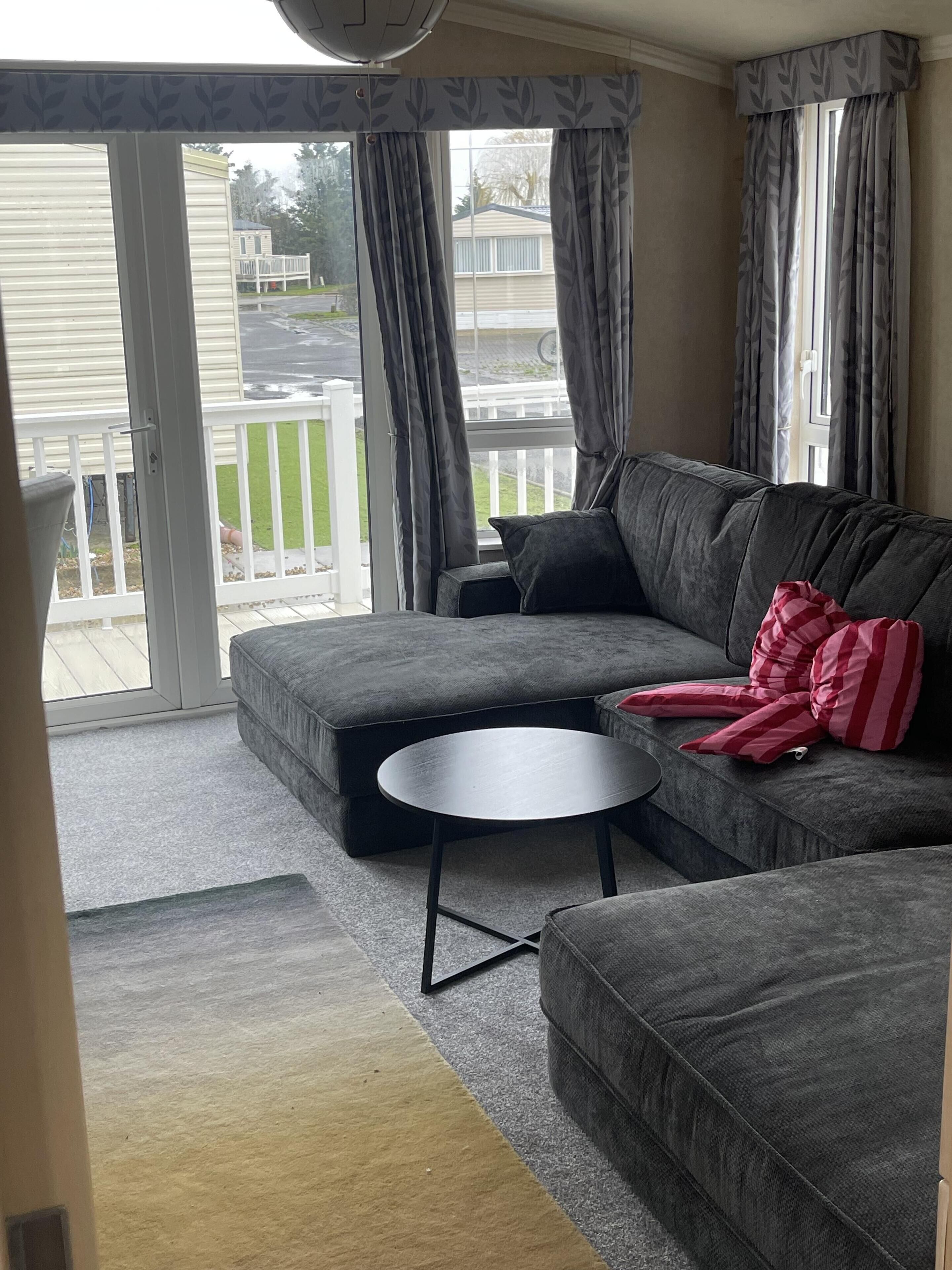 Lovely Caravan With Decking At Steeple Bay Holiday Park In Essex Ref 36073b - Maldon, UK