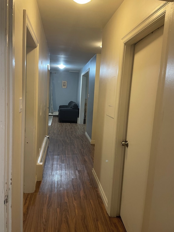 Castle On Coburg. Beautiful Architectural Landmarks In The Heart Of Saint John. - 세인트존