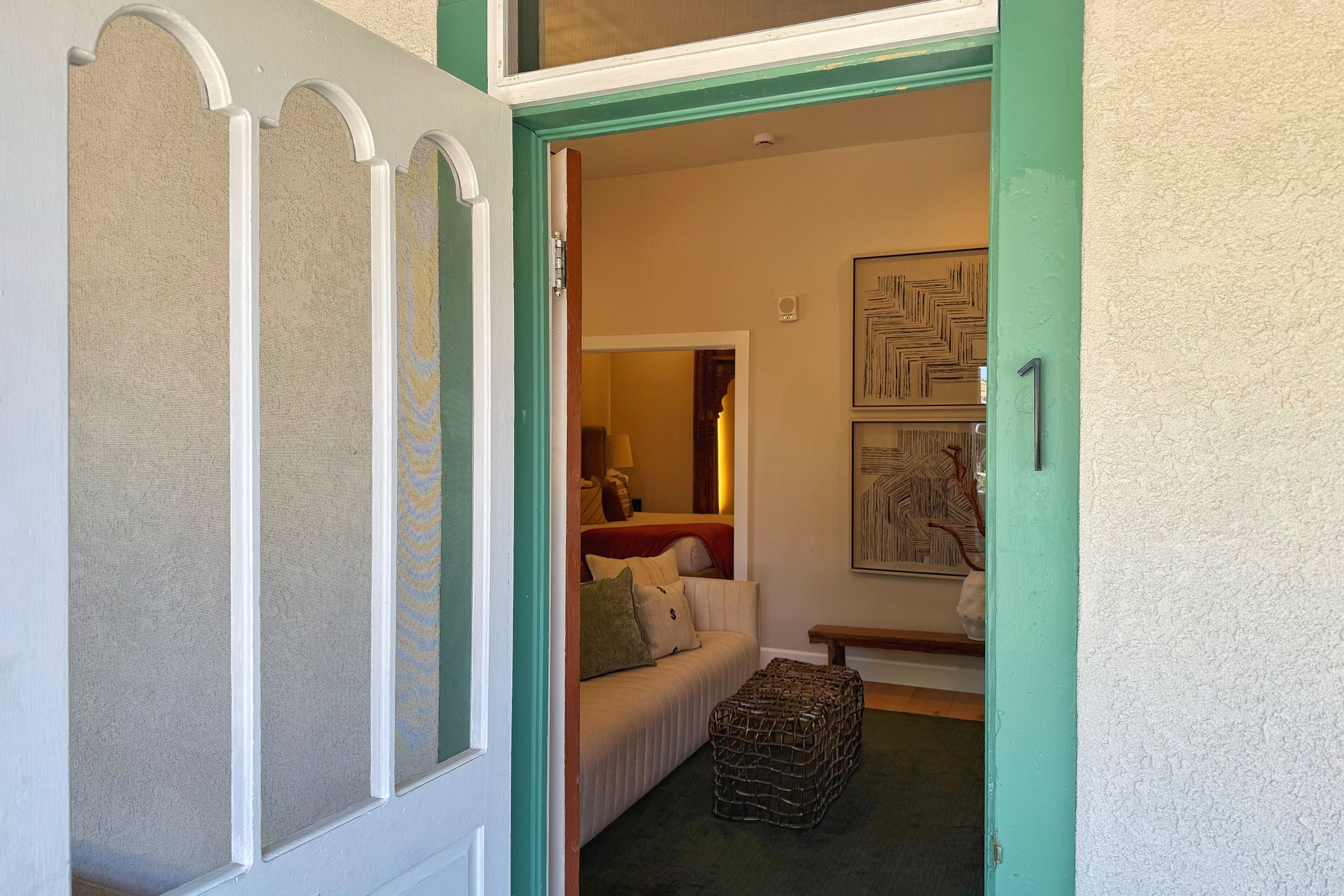 The Apache Plume Suite At The Hesch - Premier Location - Railyard Arts District - Santa Fe, NM