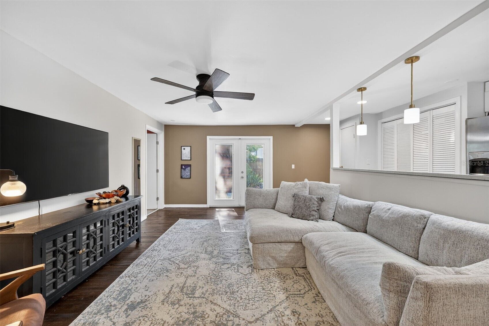Calm & Comfortable Tampa Retreat - Temple Terrace, FL