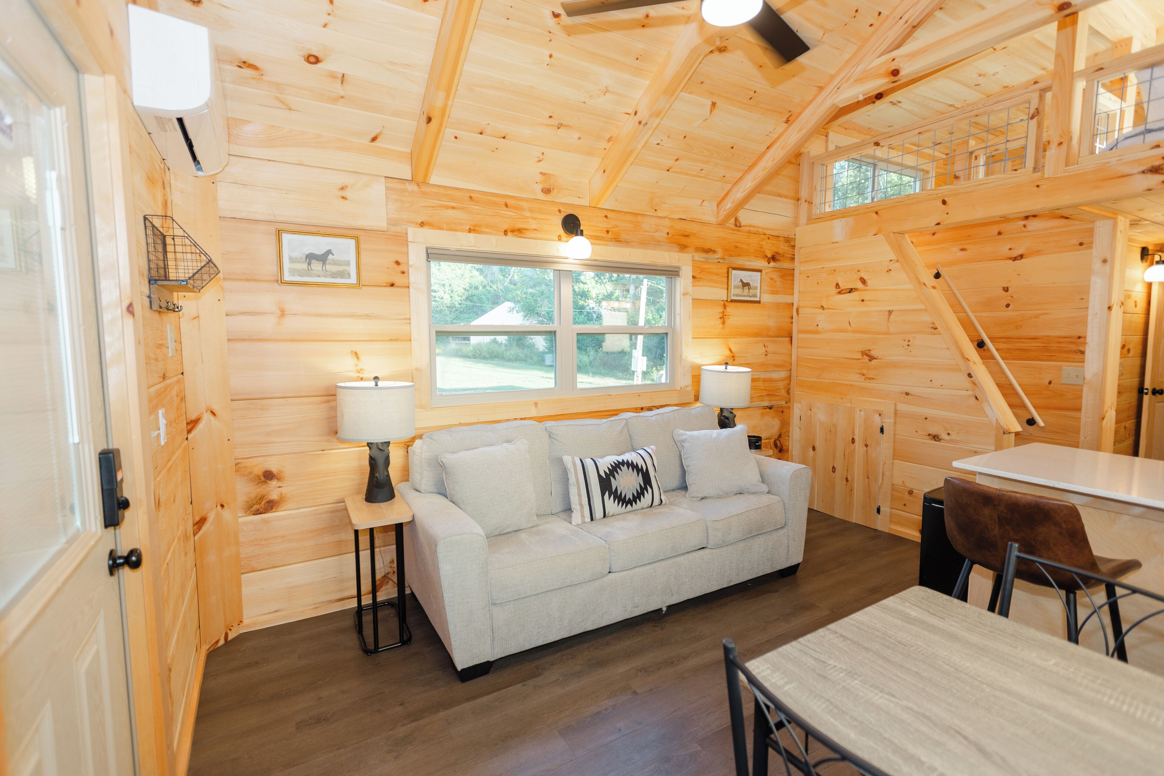 Cozy Tiny Home Cottage In A Fantastic Aiken Location - Rare Find - Aiken, SC