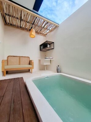 Banheira de hidromassagem exterior