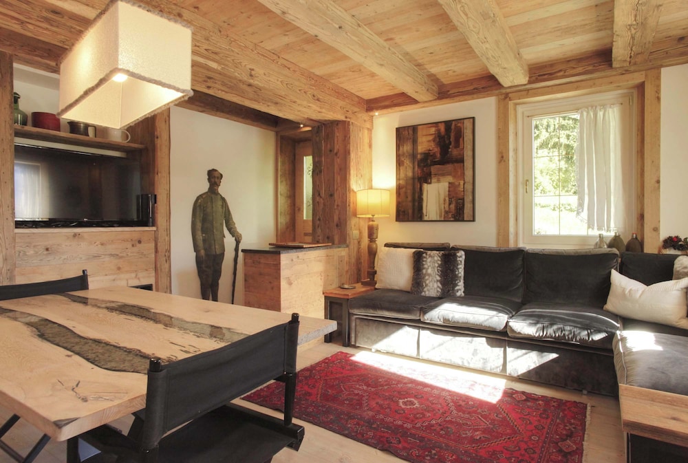 Brand new, beautiful ground floor flat Reviews, Deals & Photos 2026 - Stayz