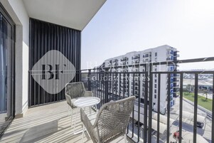 Apartamento, varanda | Terrenos do alojamento
