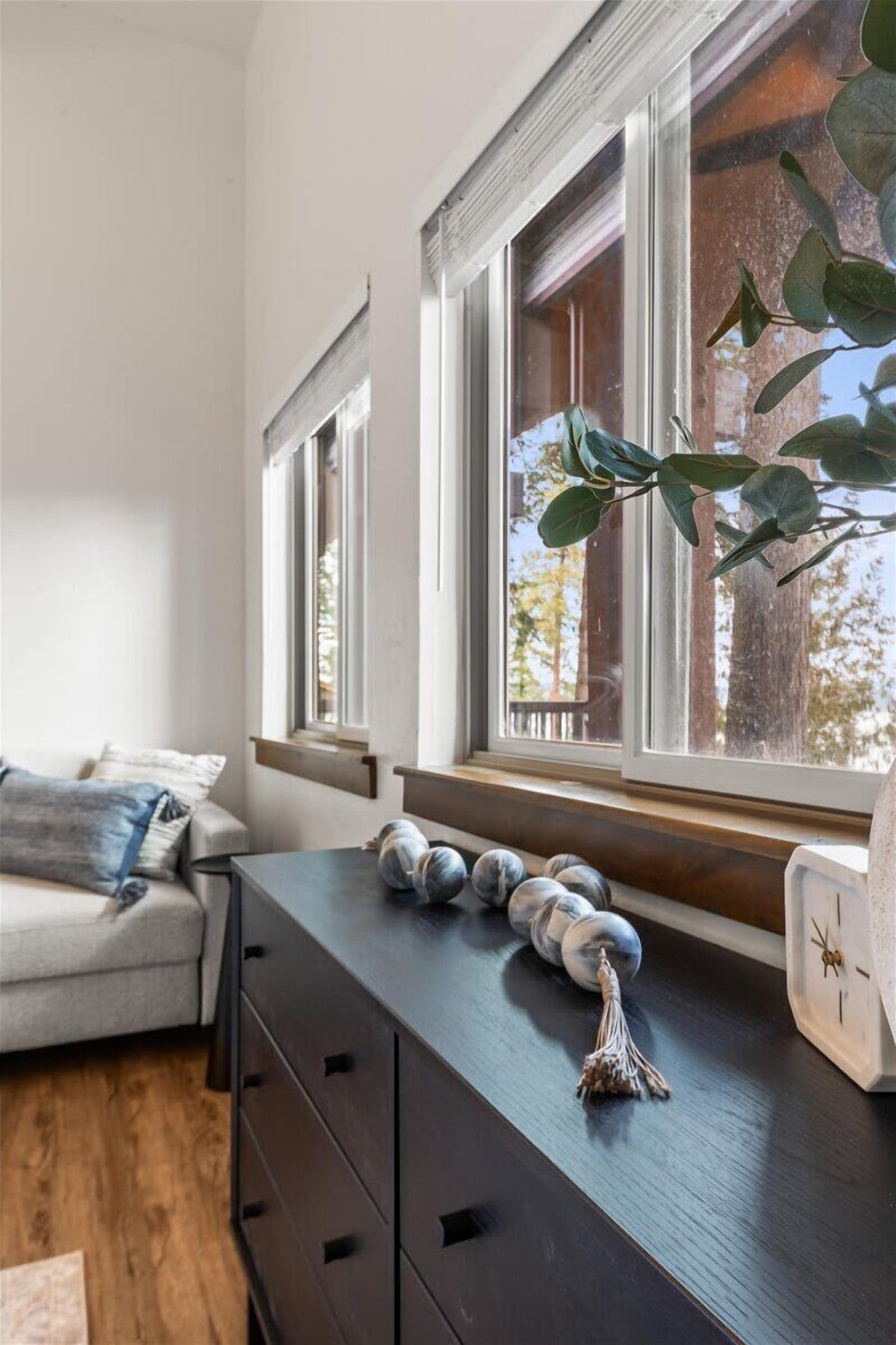 Deja View - Lower Unit - Hayden Lake, ID