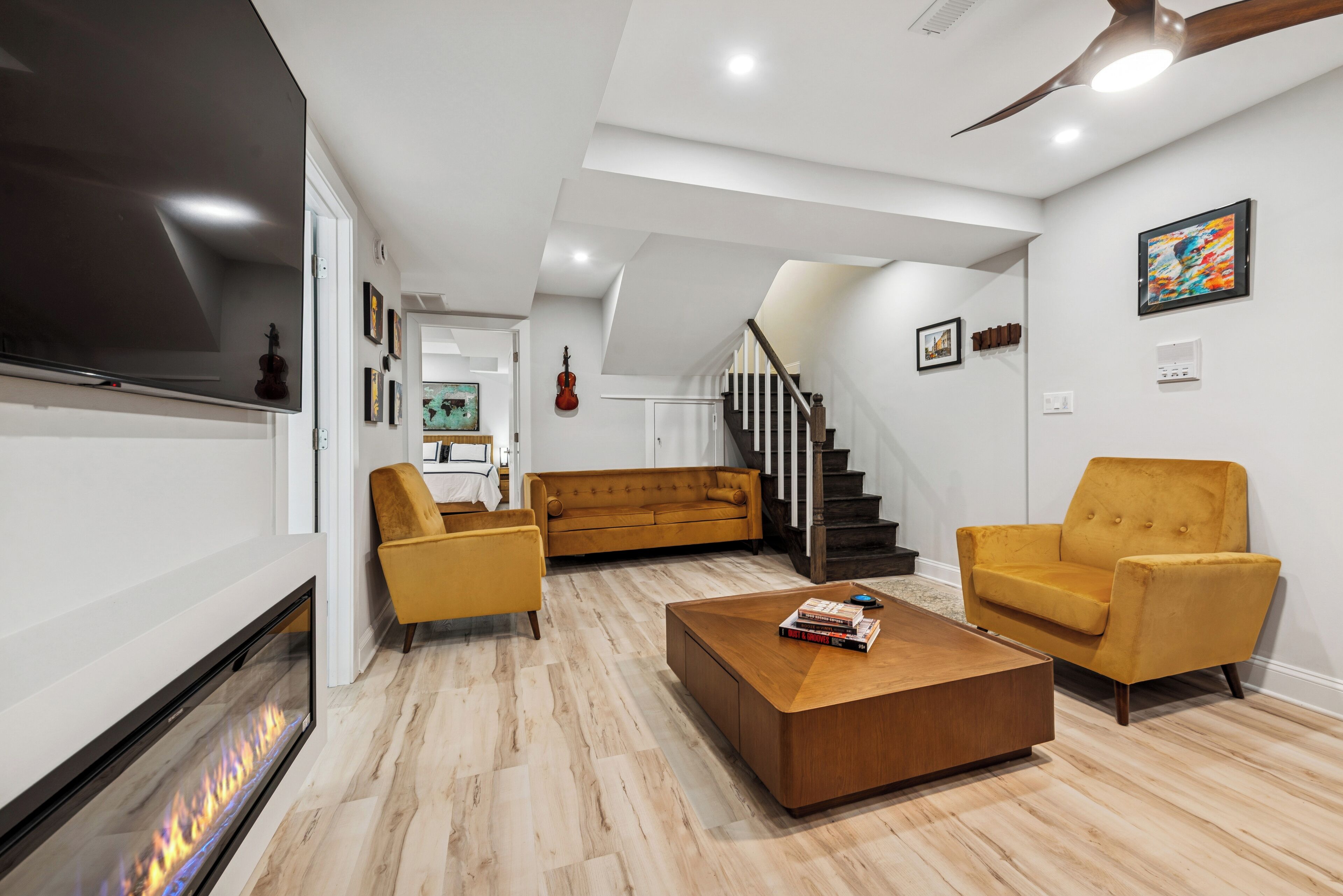 Music-inspired 2br Garden Flat In Historic Uptown Near Legendary Music Venues - Chicago, IL