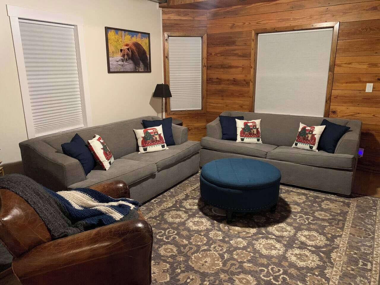 Peaceful 3-bedroom Farmhouse In Charming Prophetstown - Lake Carlton, IL