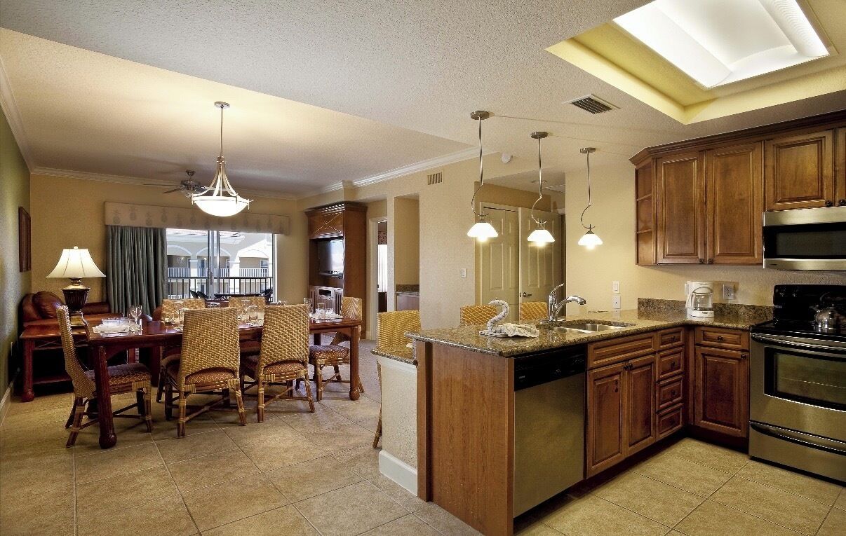 2 Br Villa At Westgate Town Center | Water Park, Pools & Near Disney - Florida