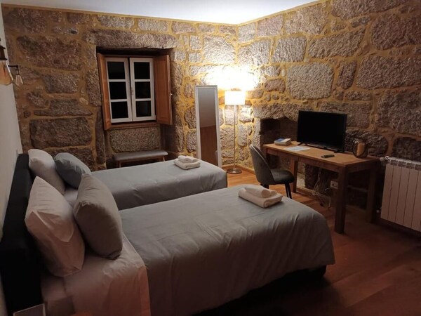 Casa De Ferrapilhe - Amares