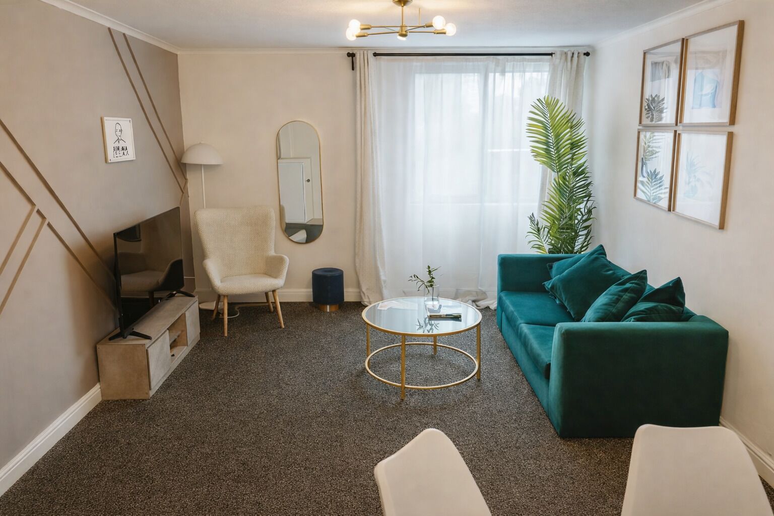 Cosy Salford Quays Apartment With Free Parking - Manchester