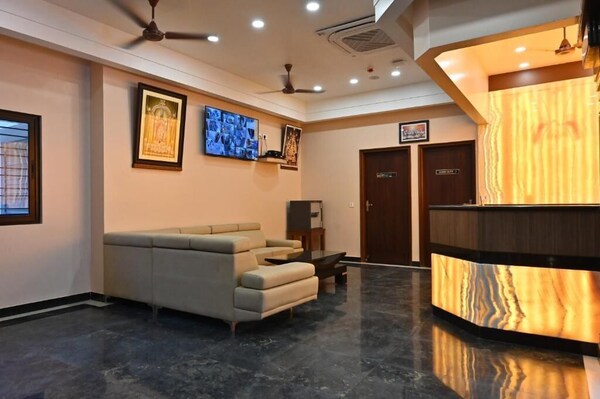 Hotel Majestic Grand Madurai - Madurai