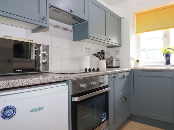 Seaside Apartment - Looe