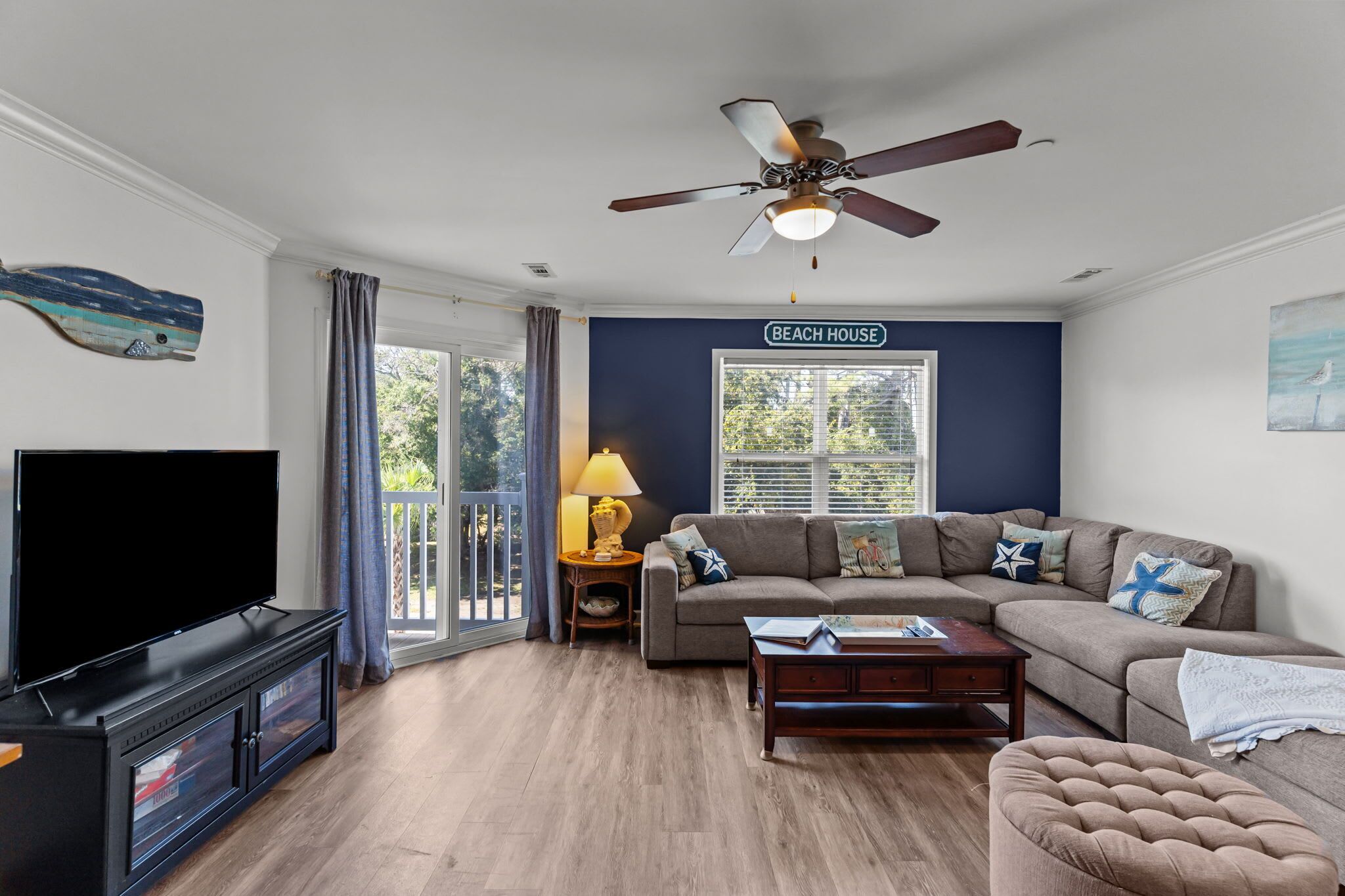 Coastal Condo With Community Pool, Steps To Beach! - Oak Island, NC