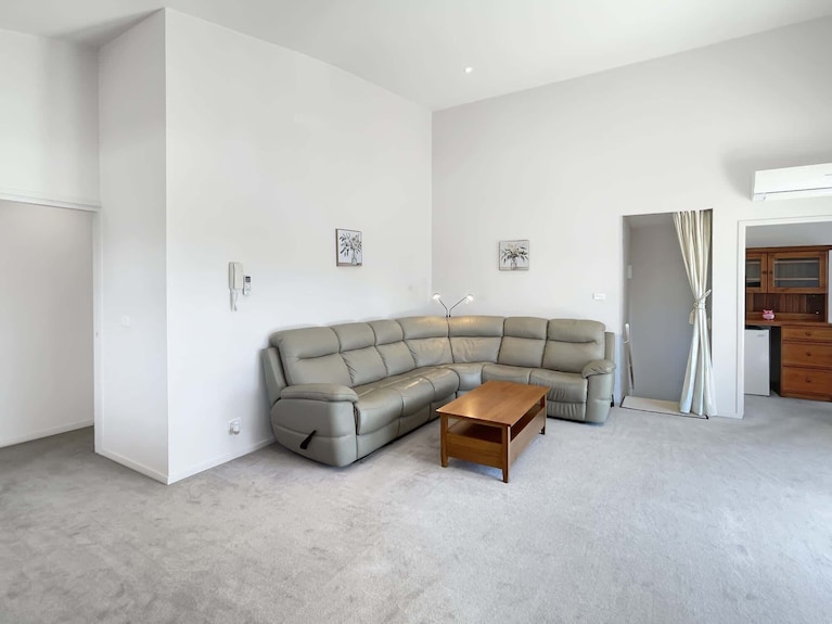 Beachside 3-bed Apartment With Garage Parking - Long Beach