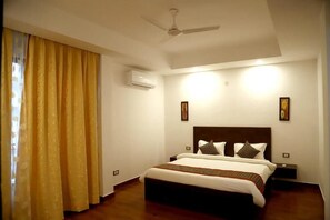 Quarto Duplo Deluxe, vista para o jardim | Wi-fi grátis 